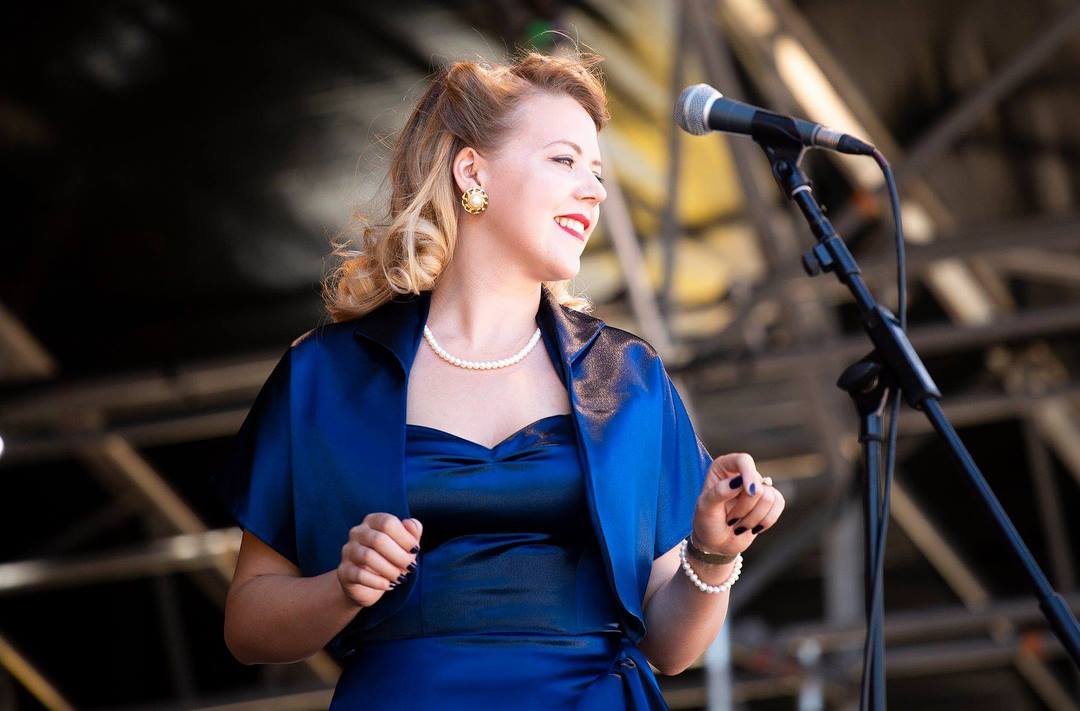 Live Music - Lydia Bell | Discover Renaissance Hotels